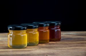 ¡Descubre el Secreto de los Colores de la Miel y su Procedencia!